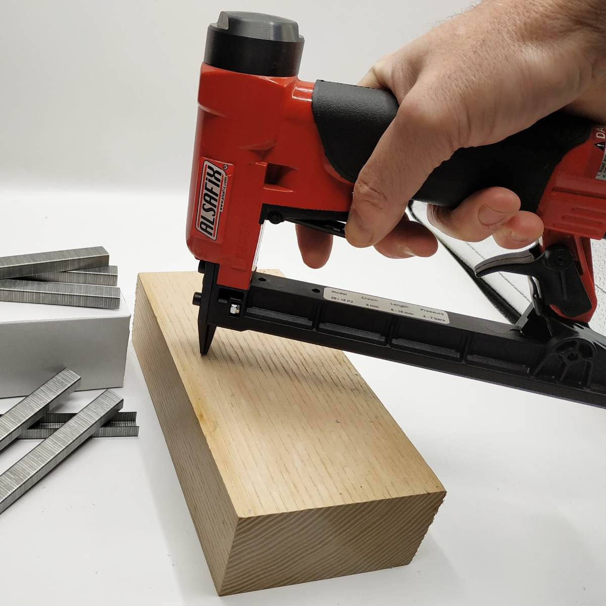 Agrafes - Type A (ou 80) - INOX - Materiel de décoration et Fournitures ...